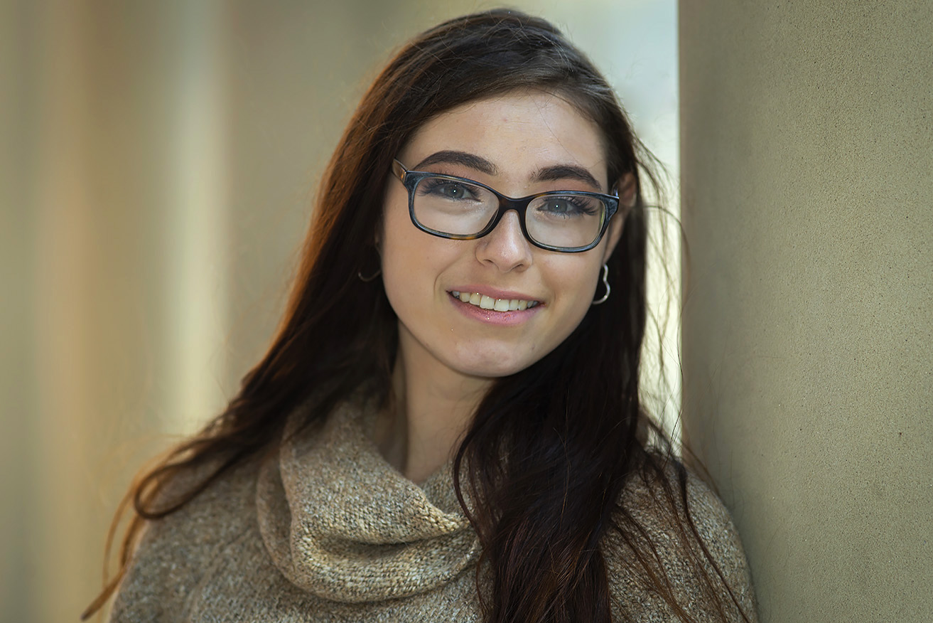 Alaina – Actor Headshots | Hampton Roads Photography